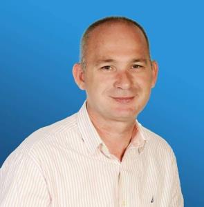 Fatmir Humolli - Biografia dhe Vlerësimet - Metriku